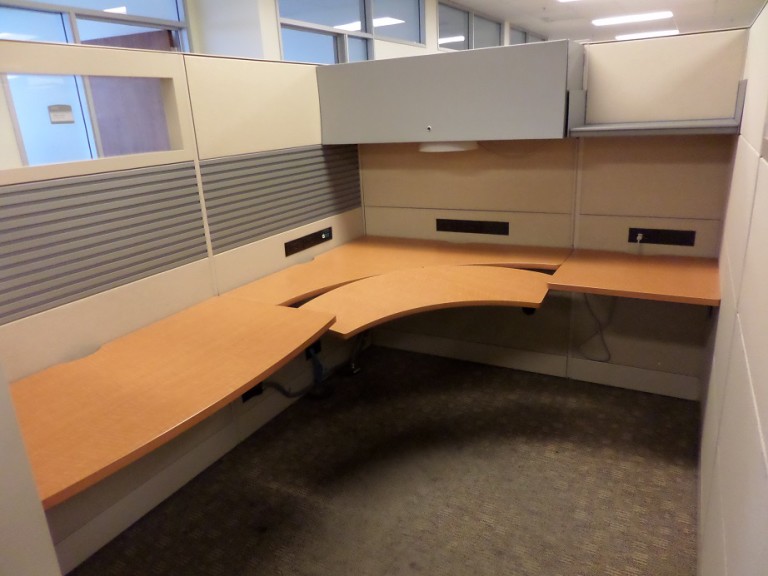 Teknion Leverage Cubicles – Multiple Sizes | Cubicles.net